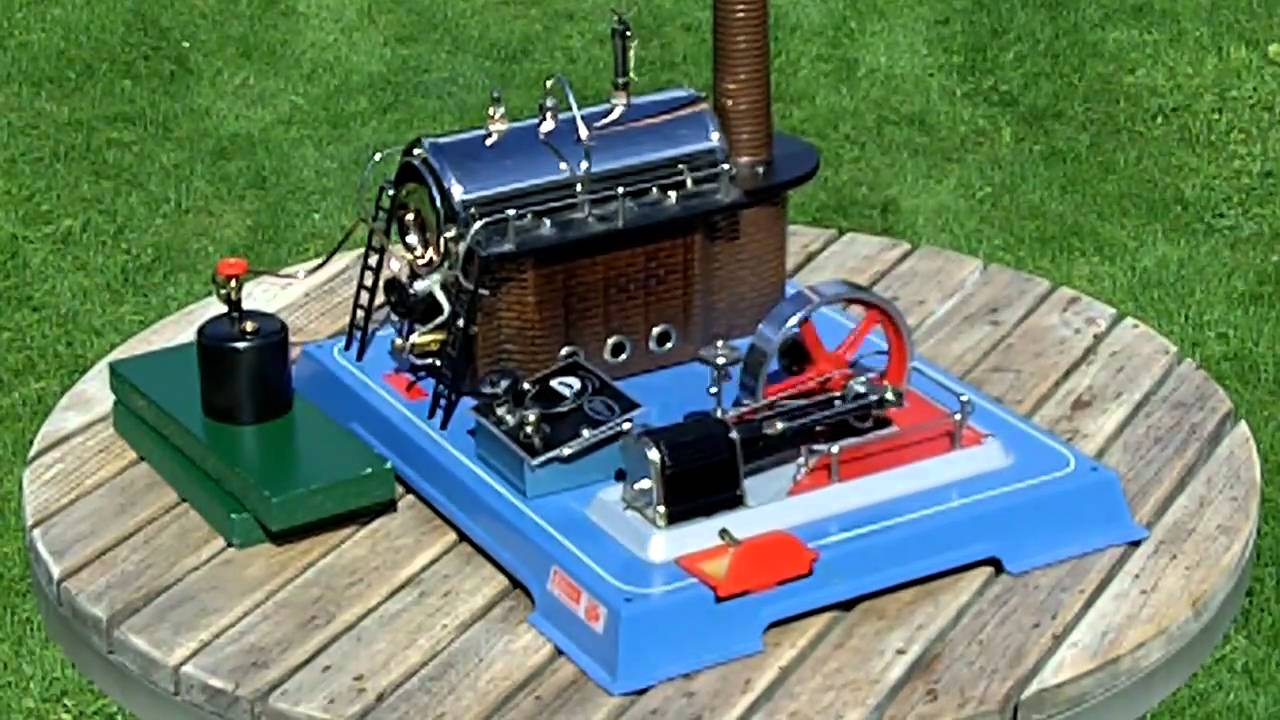 Wilesco D24 - YouTube