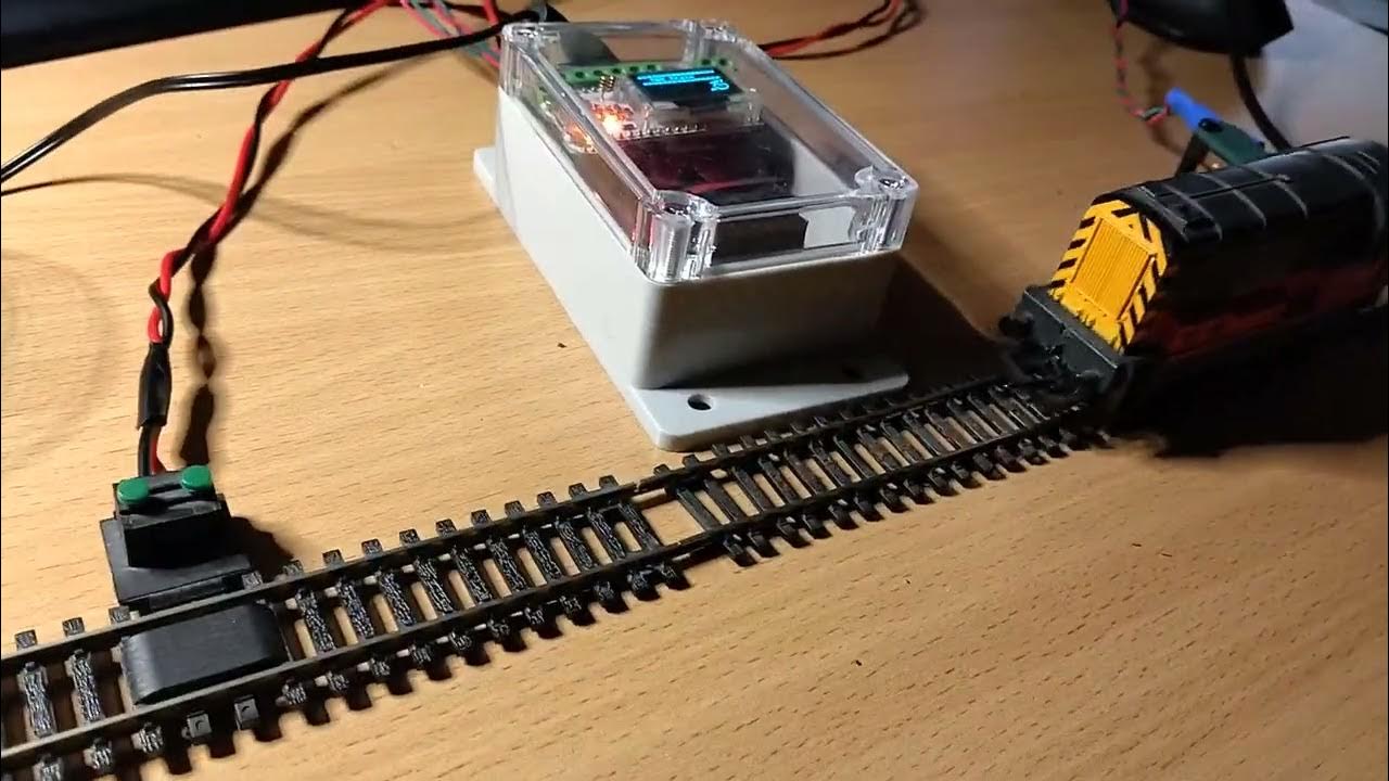 ESP32 controlling a L298N to drive a Model Train - YouTube