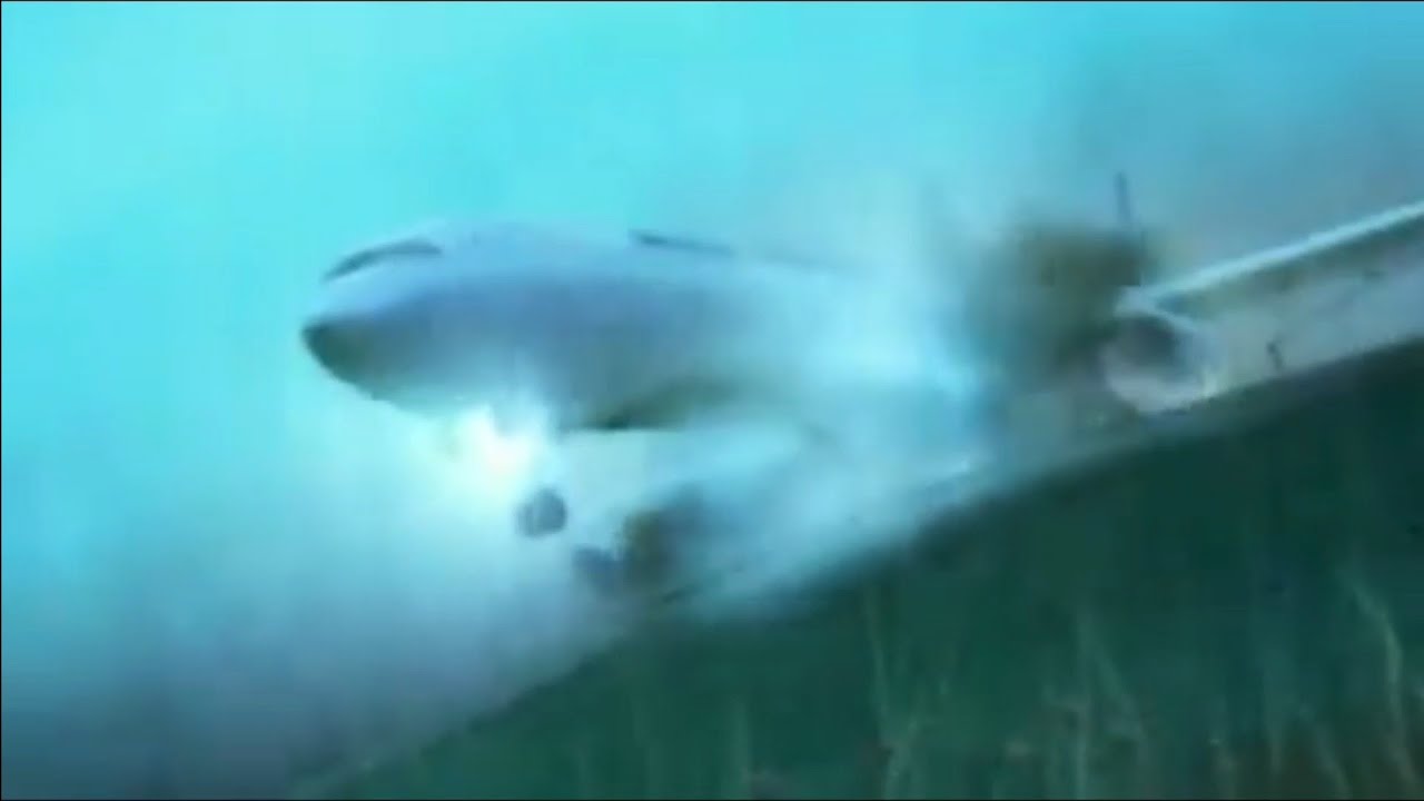 AIR FRANCE FLIGHT 358 CRASH ANIMATION - YouTube