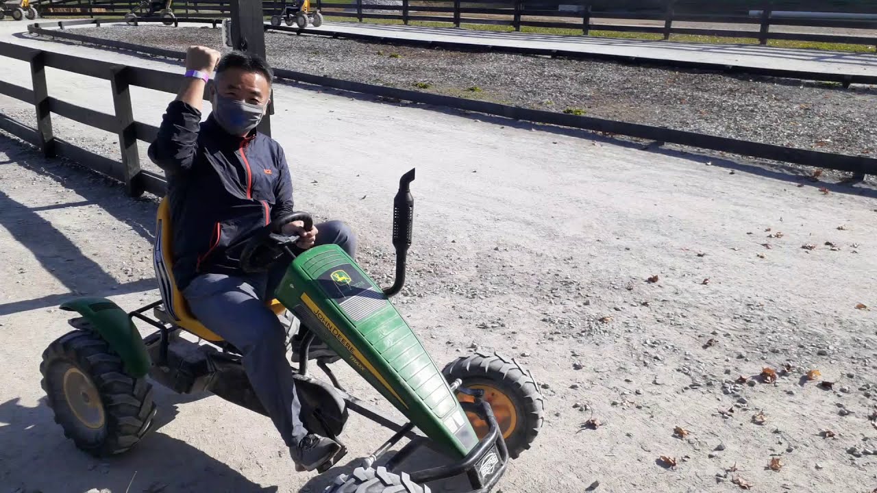 John Deere racers - YouTube