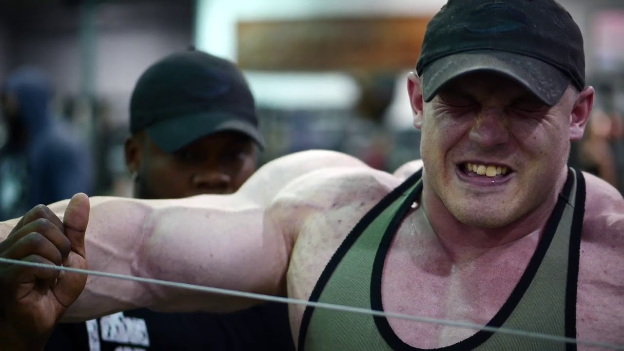 MASSIVE SHOULDERS - Martin Fitzwater Keone Pearson & Olivia Gravengaard ...