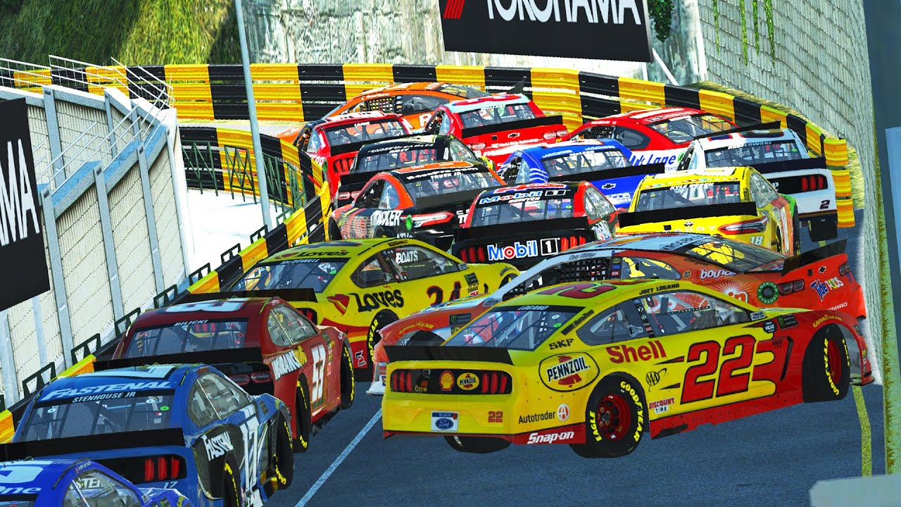 MASSIVE NASCAR PILEUP BLOCKS THE TRACK! NASCAR AT THE WORLD'S TIGHTEST ...