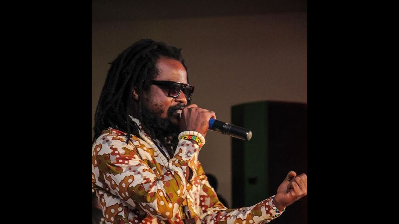 Ras Kuuku performing at VGMA 2015 Industry Awards | @GhanaGist Video ...