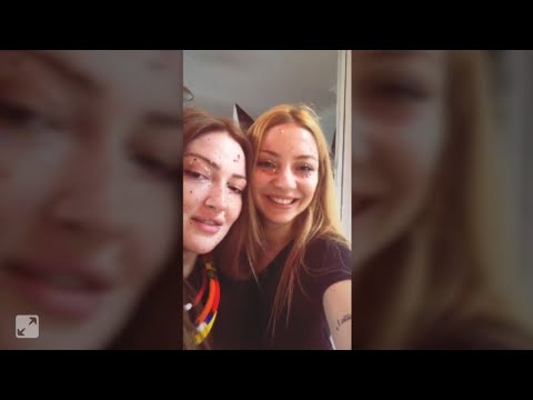 Danla Biliç Ve Ece Seçkinden Yeni Video Süprizi (Olay Geliyorlar)