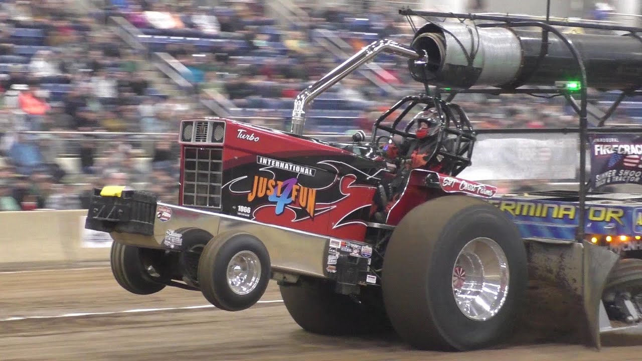 Tractor Pulling 2023! Hot Running Super Farm Tractors In Action At ...
