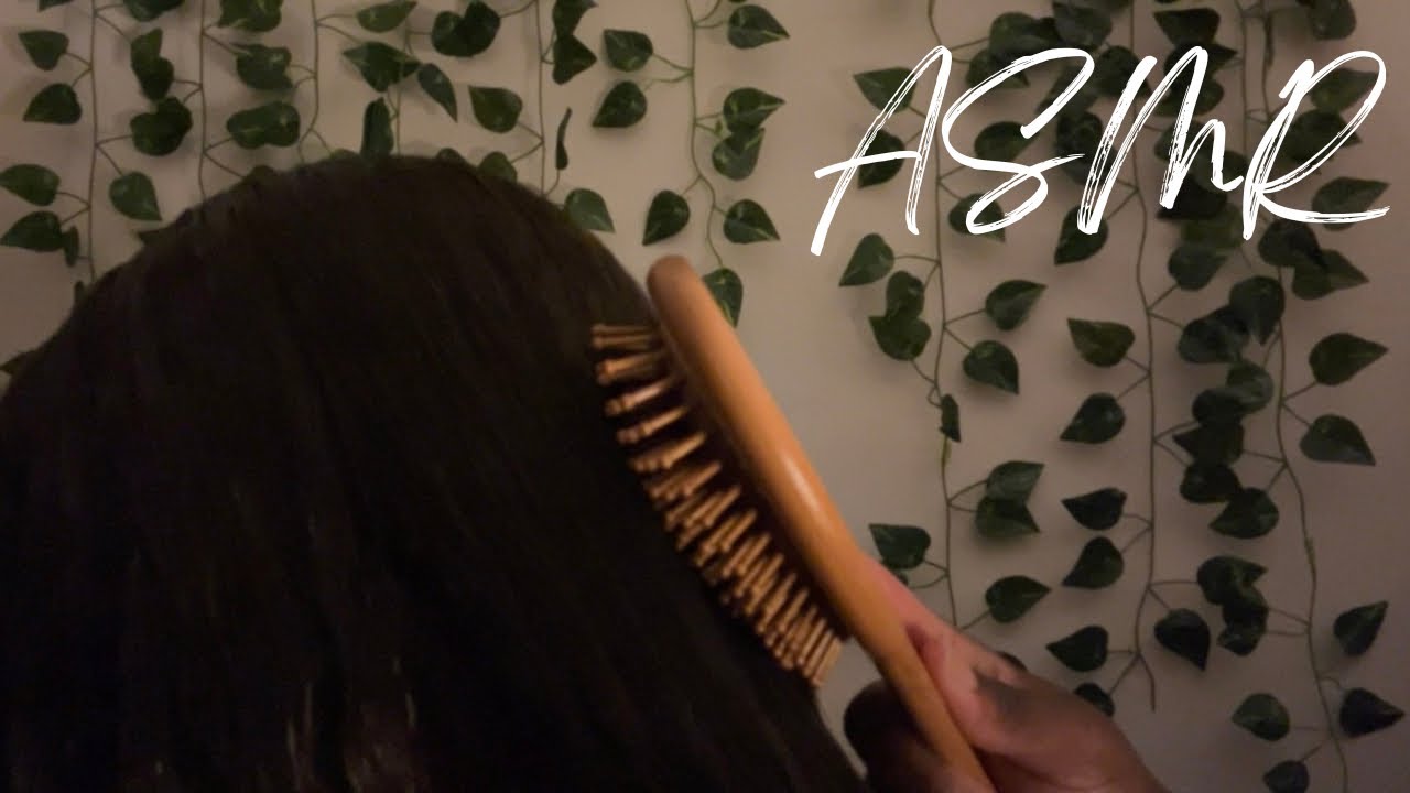 ASMR | 10 Minutes of Relaxing Hair Brushing - YouTube