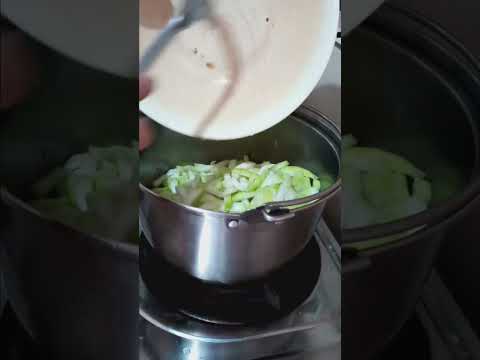 samahan nyo ako magluto tayo ng magalang na gulay opo este upo pala  let's cook