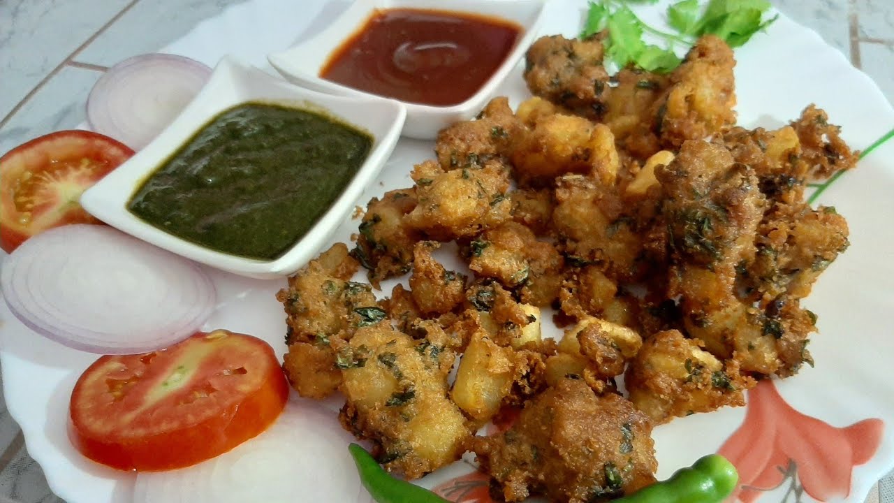 इफ्तार स्पेशल में बनाए उबले हुए आलू की कुरकुरी पकौड़ीया|Aalu ke pakode ...