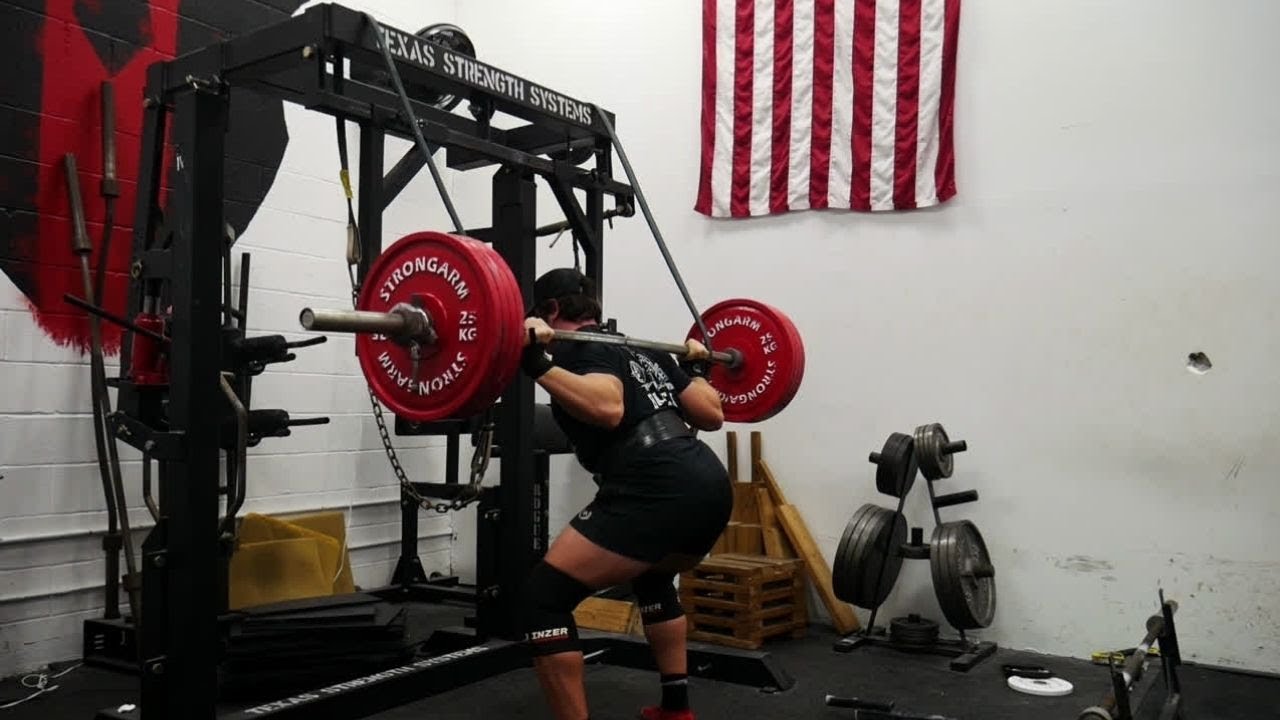 ROAD TO 700LBS SQUAT INTENSE LEG DAY AS A 18 YEAR OLD WORLD CHAMPION ...