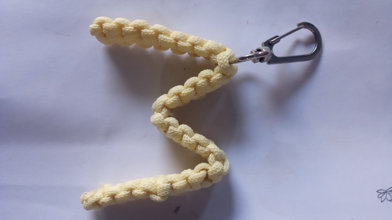 macrame keychain "m " letter macrame dijain "m" keychain #macrame ...