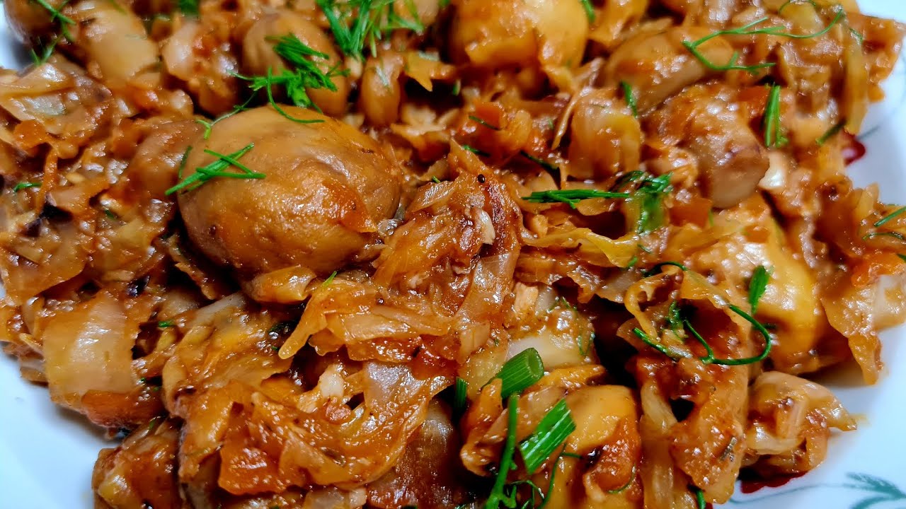 Varzã prãjitã cu ciuperci / Fried Cabbage With Mushrooms - YouTube