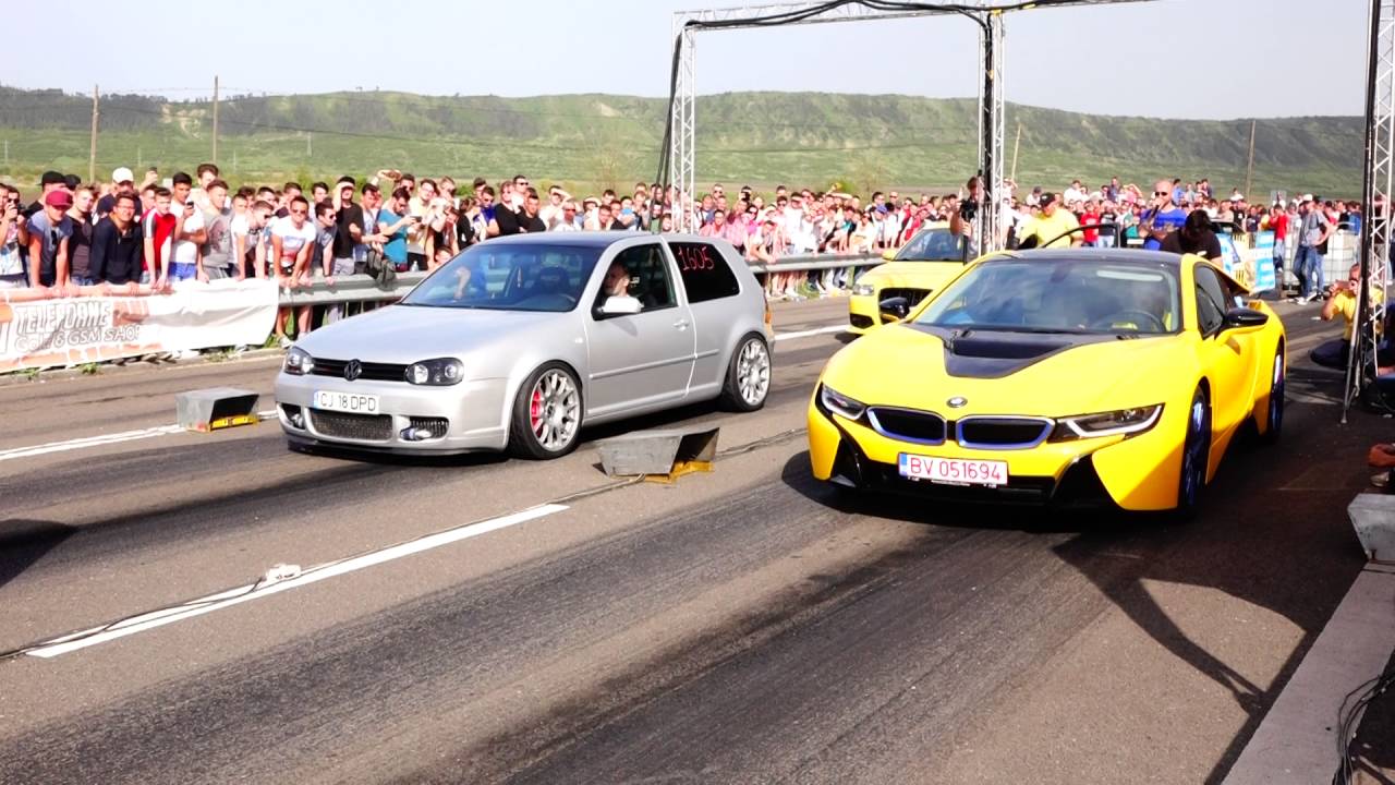 BMW I8 362HP 12.5 vs GOLF 4 4Motion 12.9 - YouTube