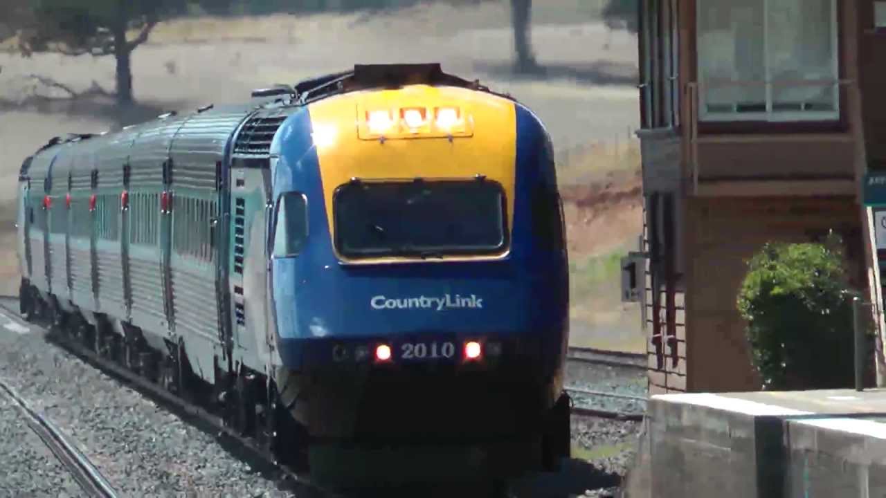 XPT at Yass Junction - YouTube