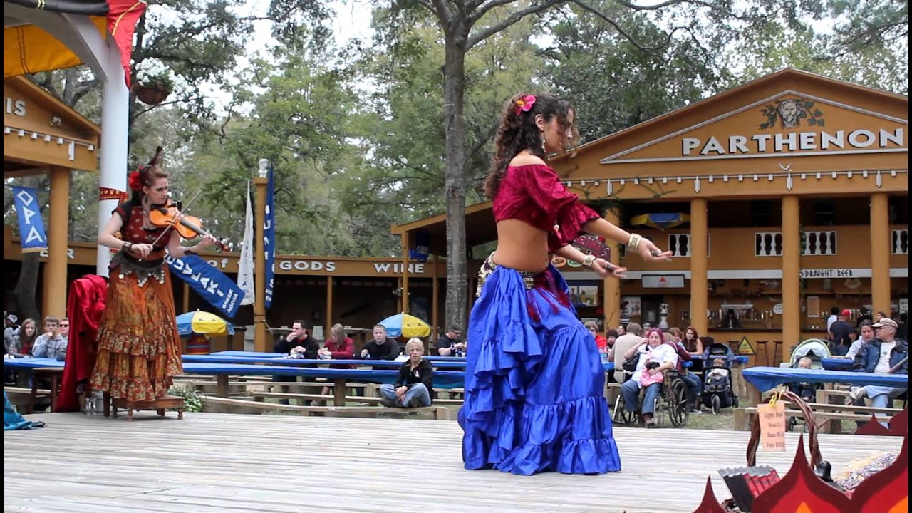 Belly Dancing: Dagger Dance - YouTube