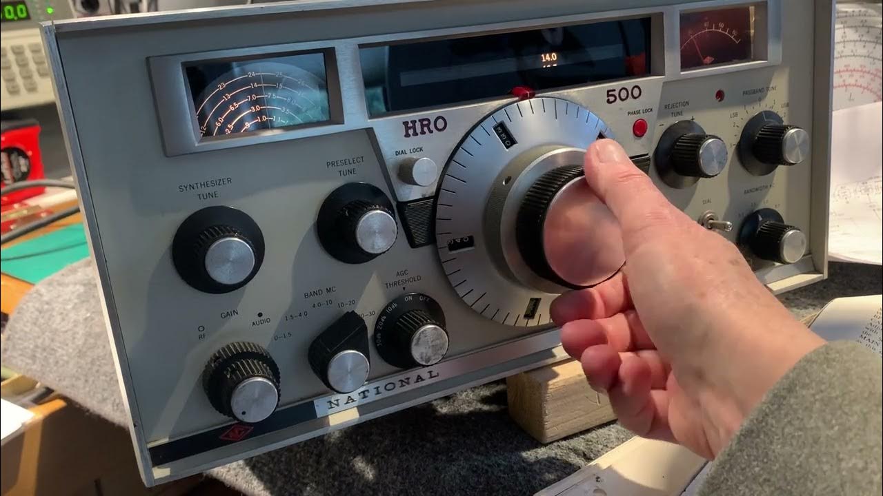 Demo of a National HRO-500 Receiving SSB on 20M - YouTube