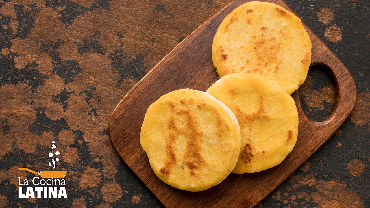 Arepas de Yuca Colombianas con Queso 🇨🇴 | ¡Receta Fácil y Deliciosa de ...