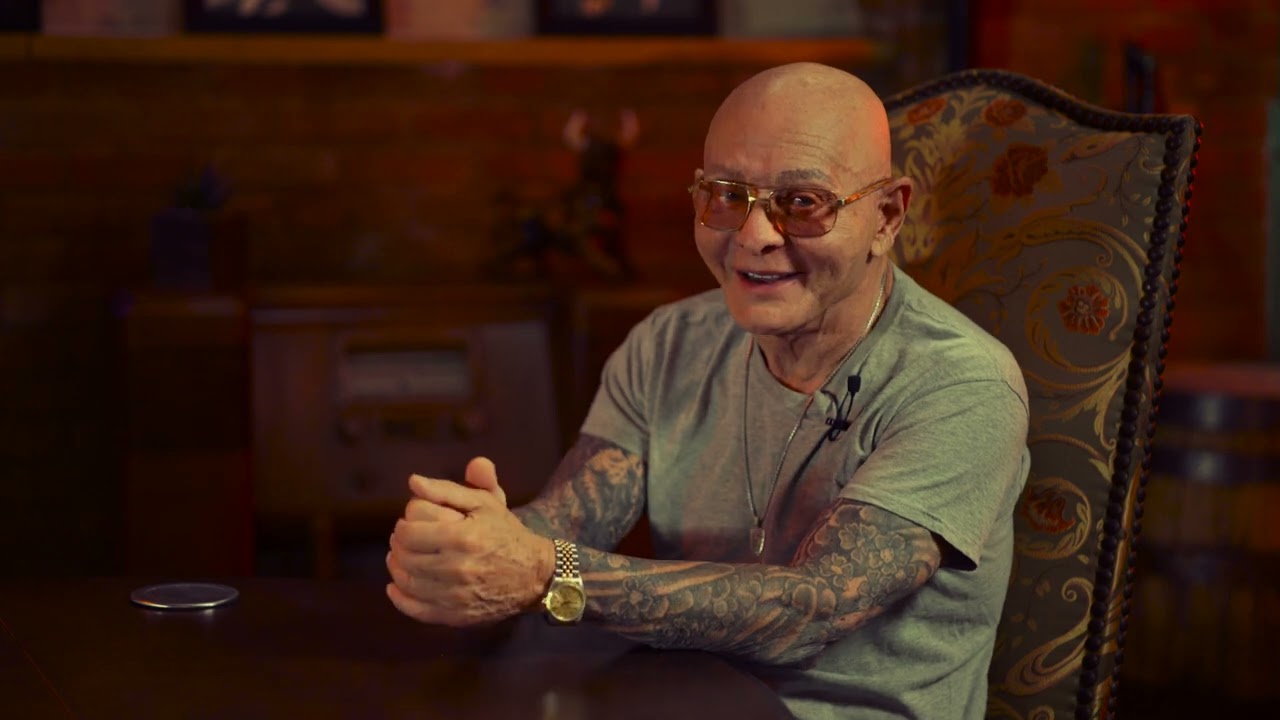 'Fu*k This Tech Sh*t' | Sammy "The Bull" Gravano - YouTube