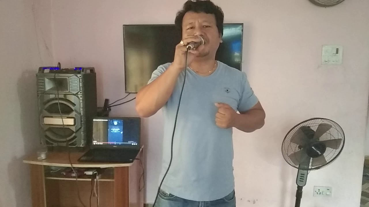 "Maile maya le diyeko chino" Rajespayal rai song cover by Bijay Limbu ...