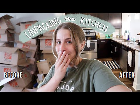¡DESEMPAQUETANDO Y MONTANDO LA COCINA! Esto me llevó un buen rato, jajaja.
