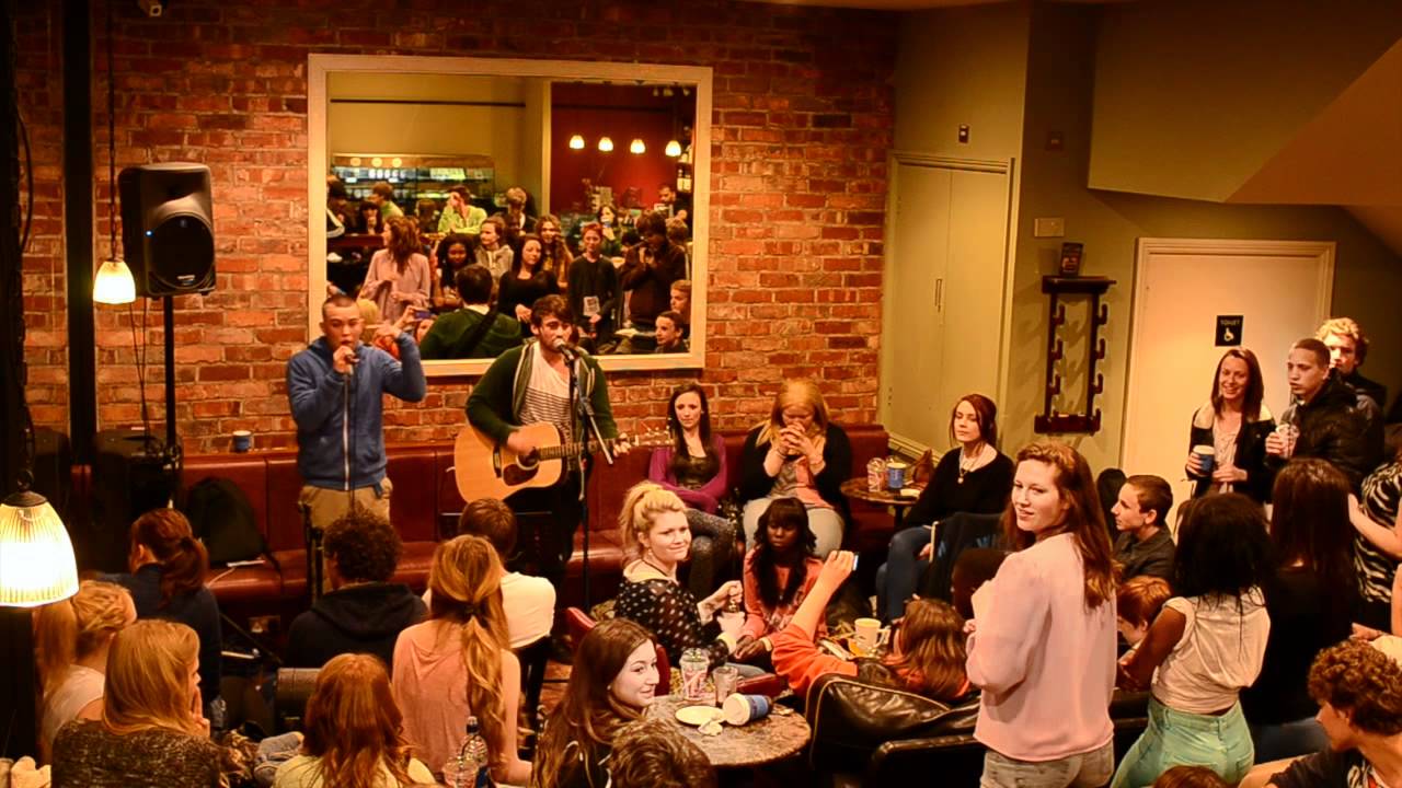 Romeo English & Jamie Rodwell - I Am Calling (Live, Watford Caffe Neros ...