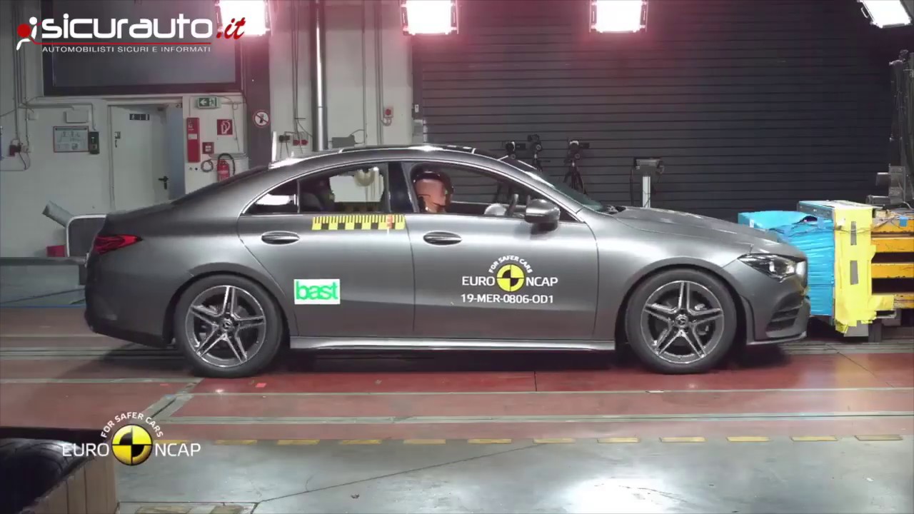 Mercedes-Benz CLA - 2019 - Crash test Euro NCAP - YouTube
