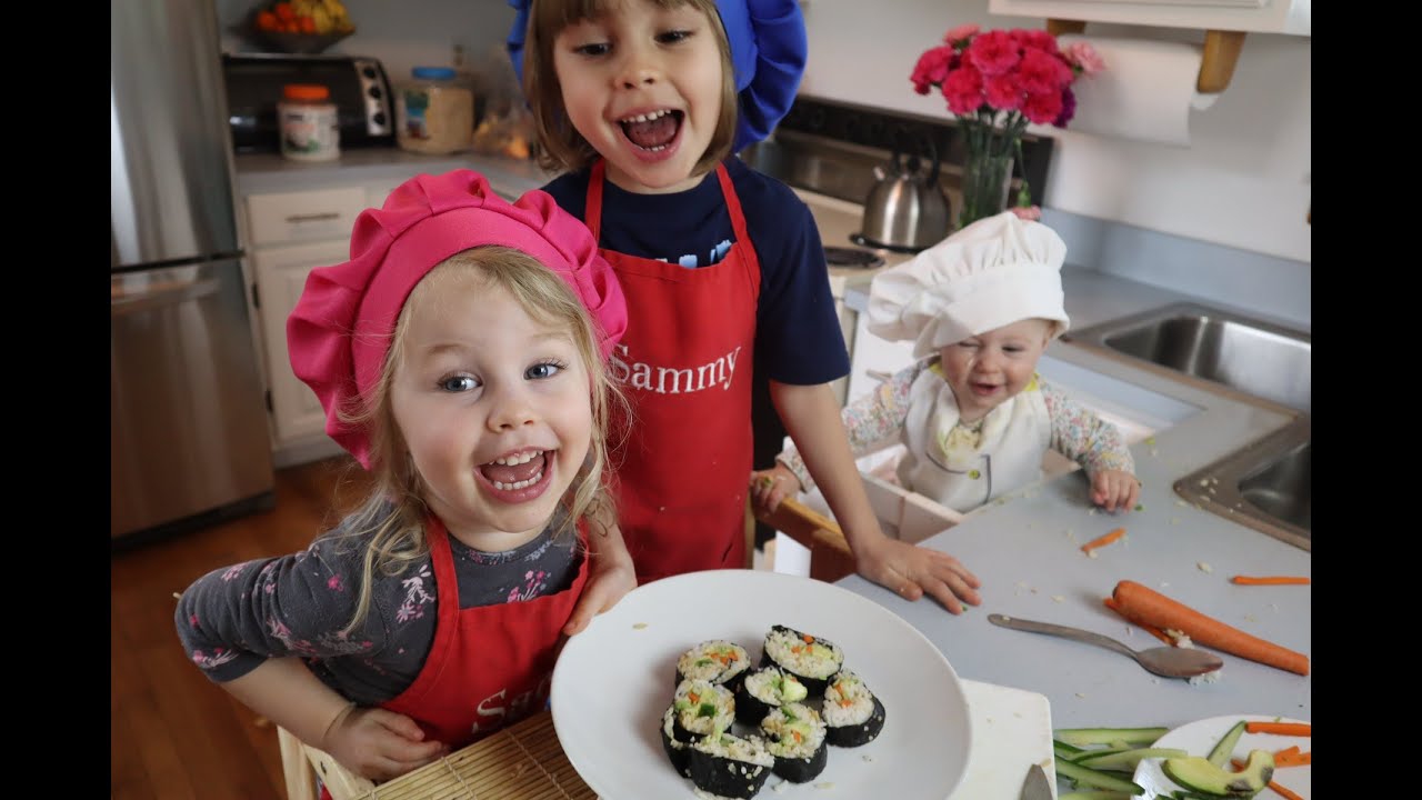 Three little chefs make vegan sushi - YouTube