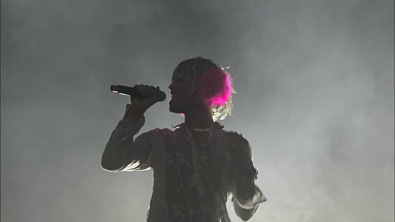 Ecco2k - Calcium (live in LA sept 15 2022) - YouTube