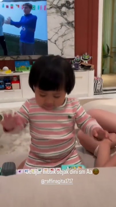 Lucu dan lincah joged nya tth😂#babylily#babyrans#baby#raffinagita#feedshort - YouTube