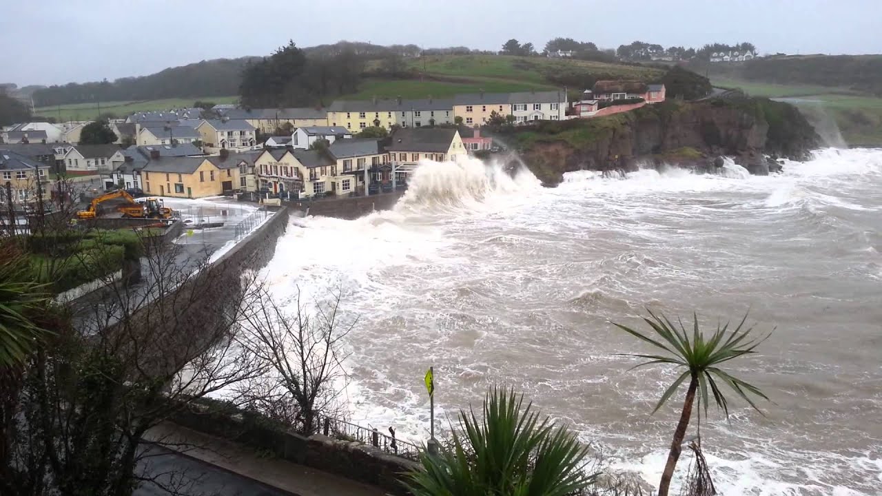 Storm at Dunmore East Strand 4-2-2014 - YouTube