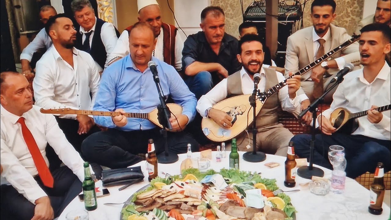 Xeni & Sinani e Edonisi - "Kush Kosoves gjithqka i fali" / "Kreshtat e ...