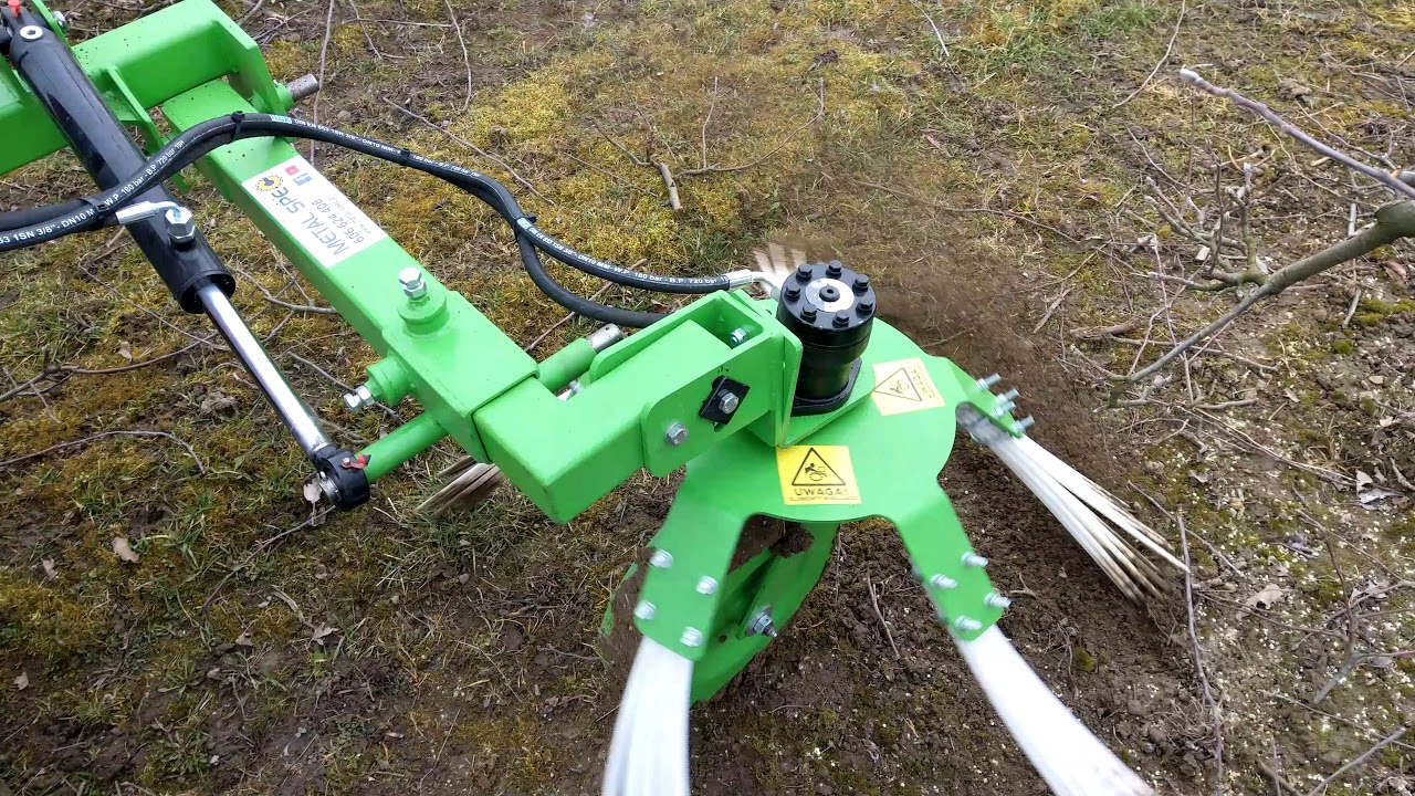 Wygarniacz sadowniczy jednostronny | One-sided hydraulic sweeper for ...