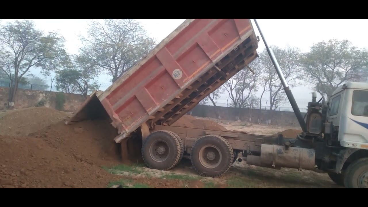sand unloading - YouTube