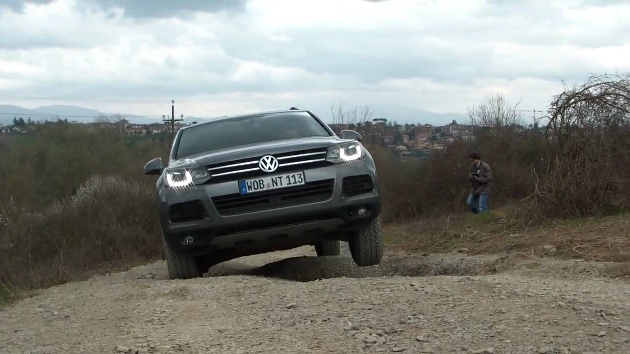 New VW Touareg. Offroad Track - YouTube