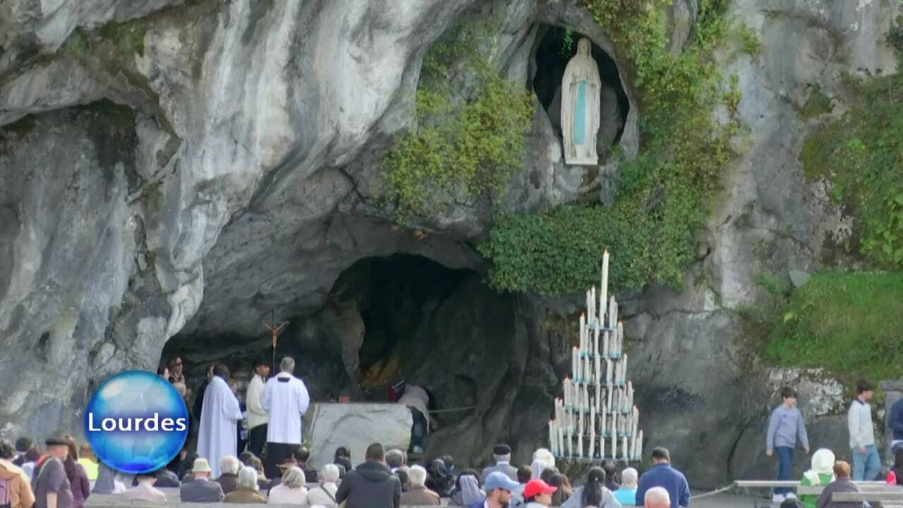 Rosary At Lourdes Today