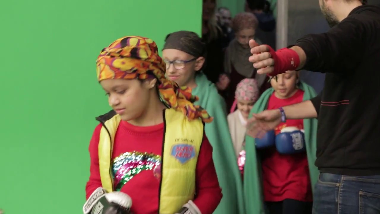 Making Of Resistiré Juegaterapia - YouTube