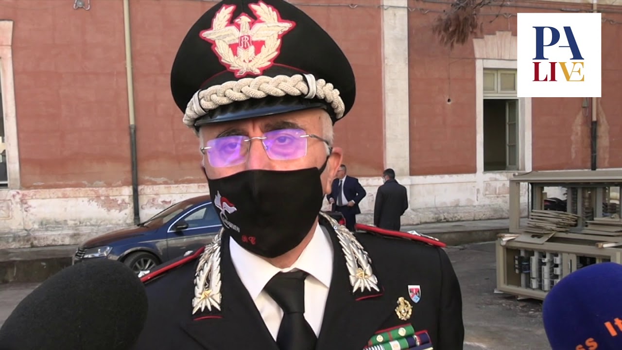 Musumeci e Orlando: presentazione nuovo polo Arma Carabinieri - YouTube
