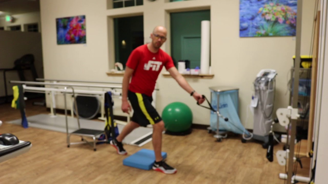 Low Cable Split Squat - YouTube