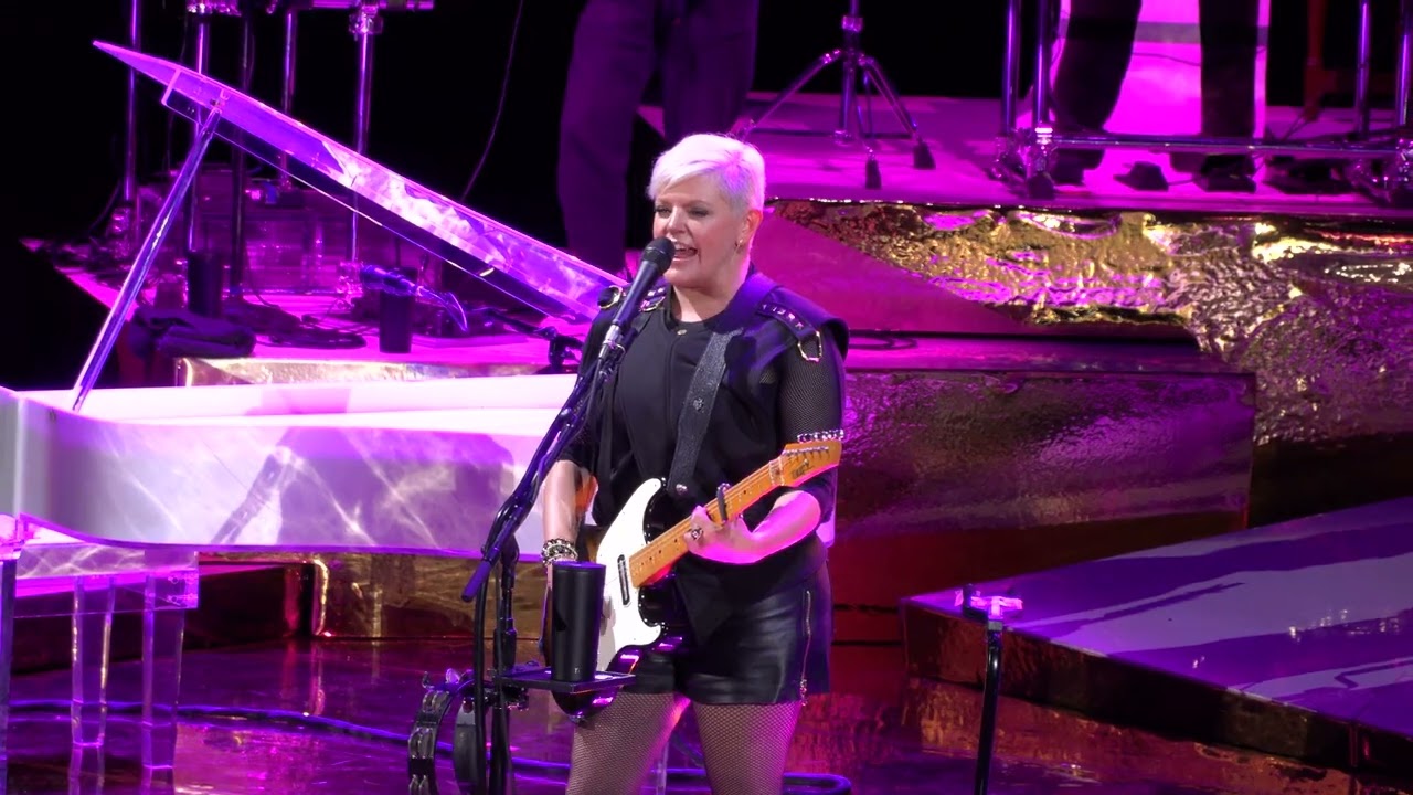 The Chicks Live Song 2022 Goodbye Earl Gaslighter Tour Show Red Rocks ...