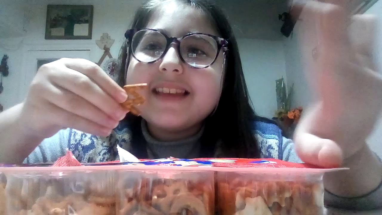 Il mondo di Maria Janet,Oggi faccio merenda insieme a voi!🍪🍛🎂🍬 - YouTube
