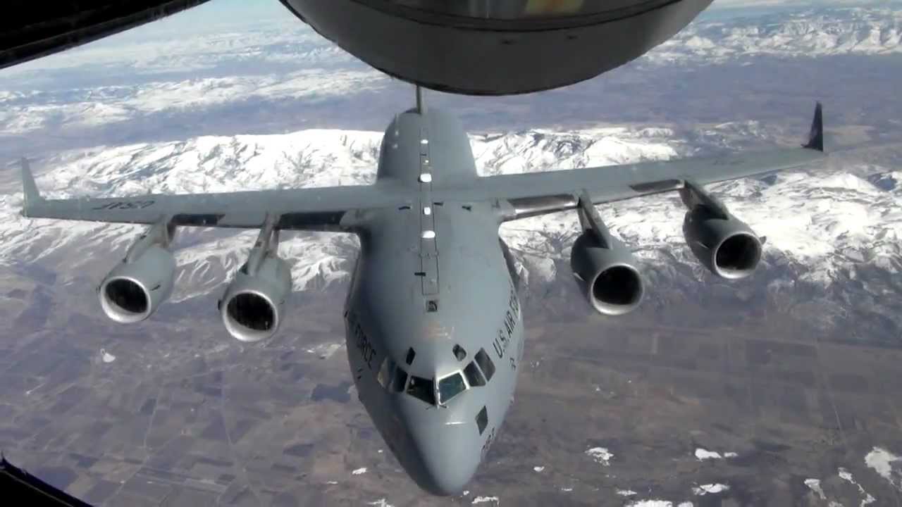 Impressive C-17 Aerial Refueling (HD) [1280x720] - YouTube