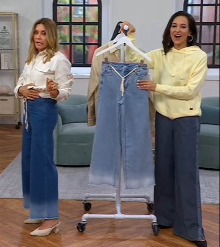 QVC Alina modeling pants - YouTube