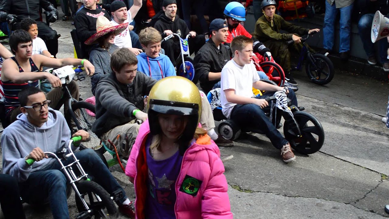 Big Wheel Races_Vermont Street, San Francisco Video 1 _March 31, 2013 ...
