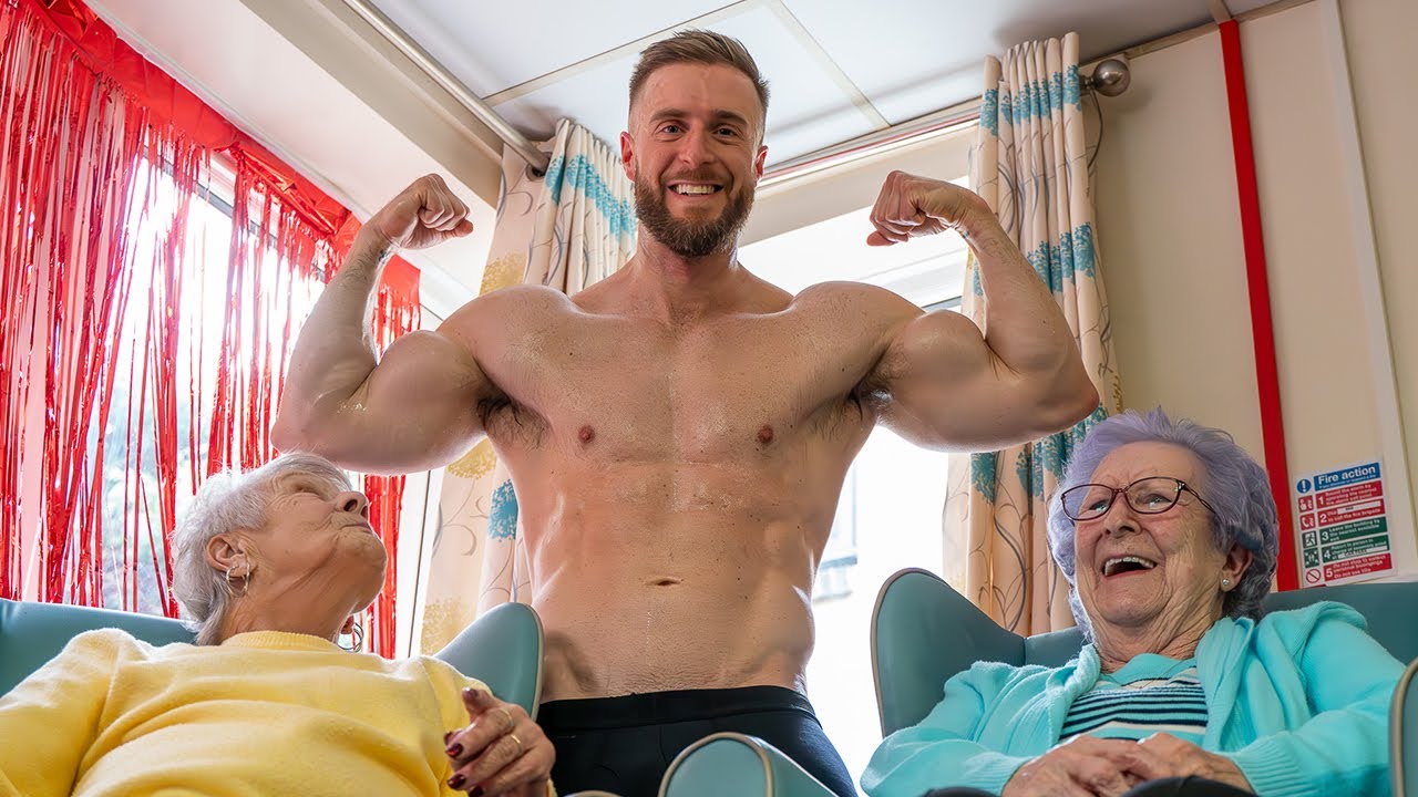 Middlesbrough care home residents 'go wild' for Dreamboy Max Hunter ...