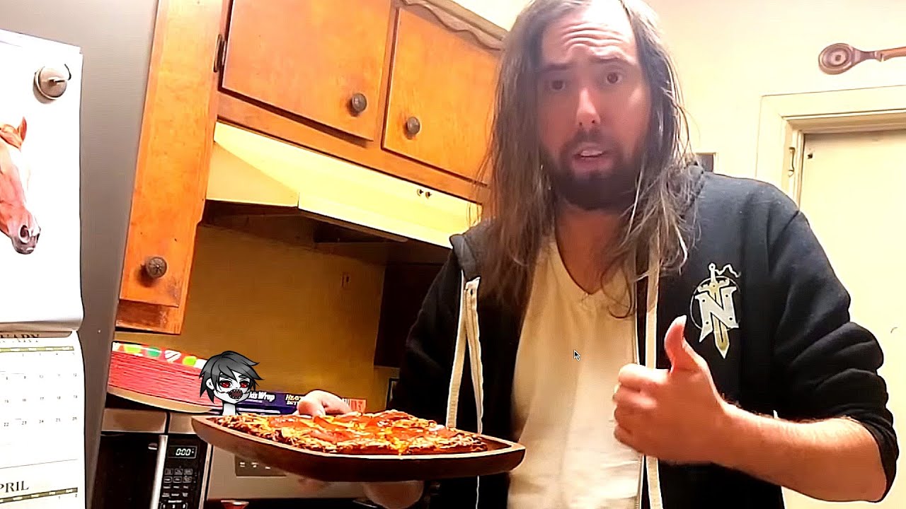 PNG Reacts to Asmongold How I Cook My $2 Pizza - YouTube