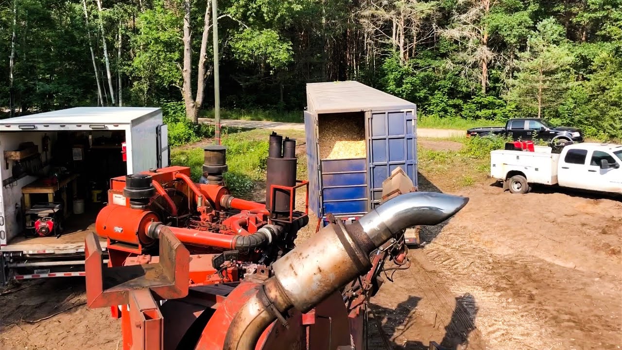 Chipper Guy Chipping!! - YouTube