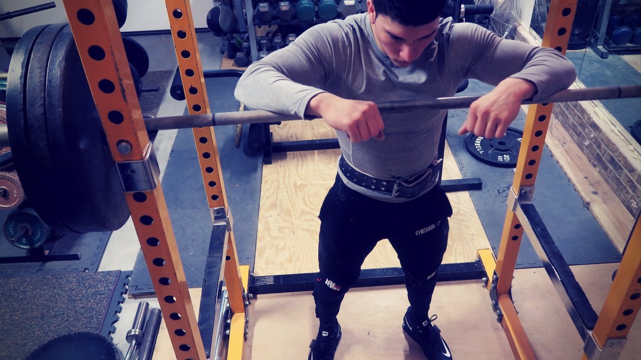DIGGING DEEP | HARD SQUATS - YouTube