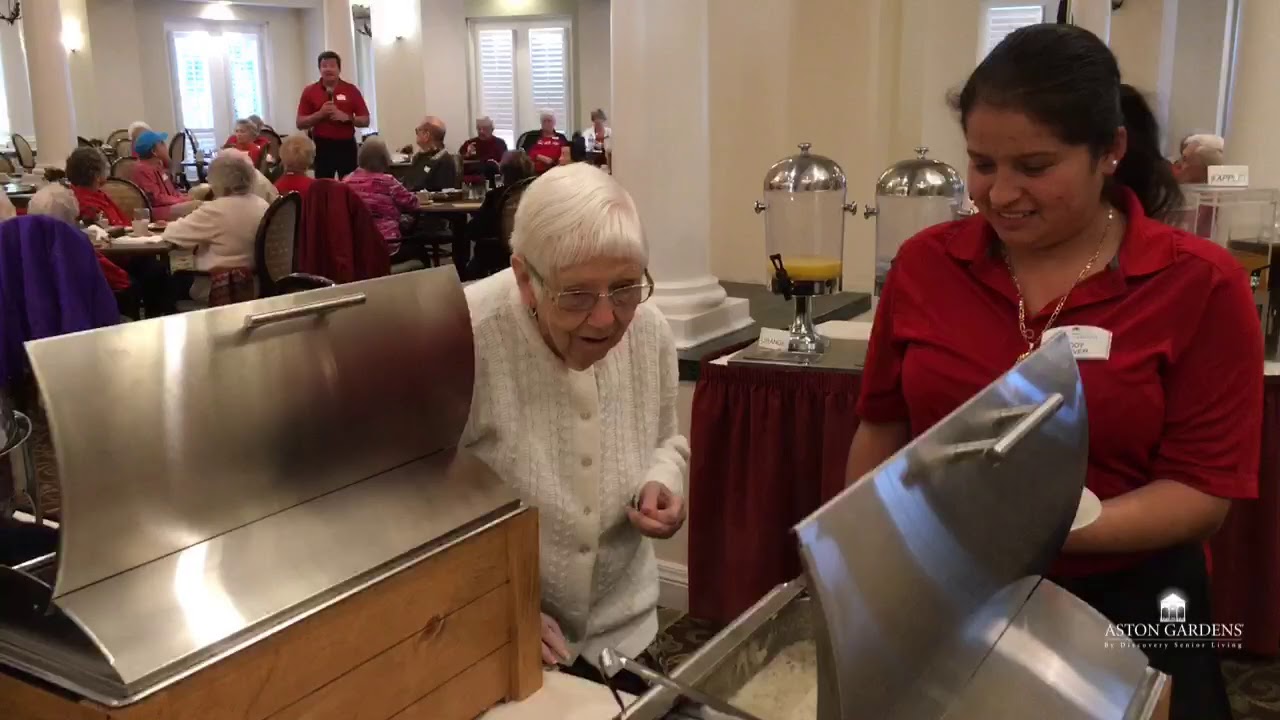 Nedia And Ms. Devlin At Our Town Hall Meeting In Aston Gardens At Sun City Center - YouTube