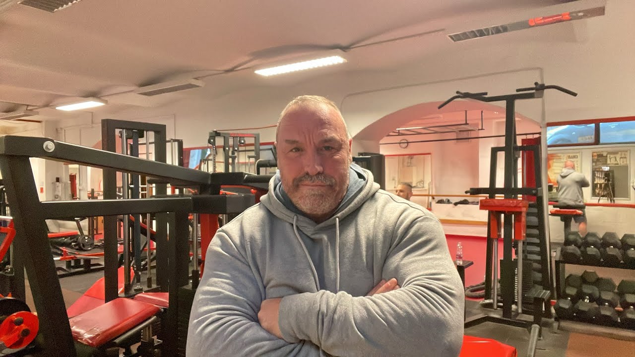 BODYBUILDING LIVE WORKOUT LATS - YouTube