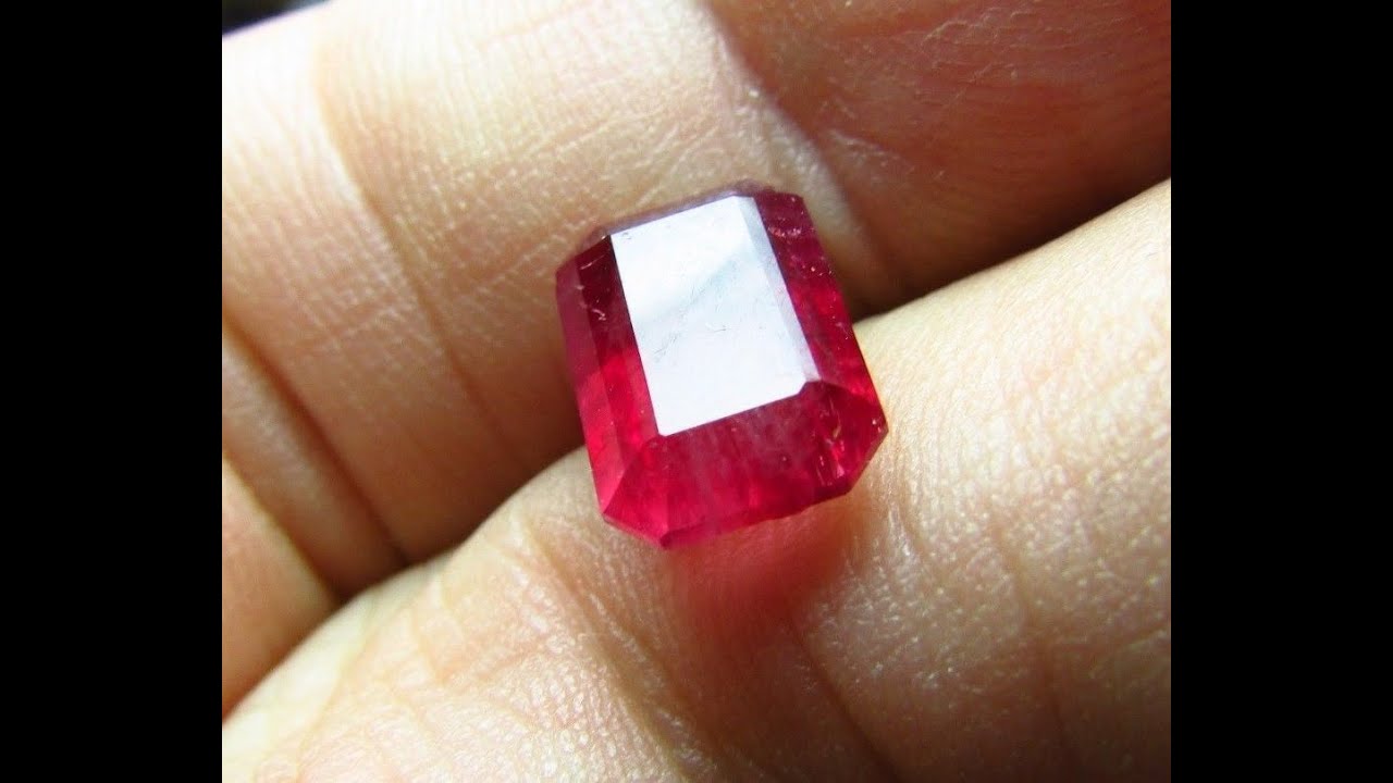 Natural Red Beryl from Utah Large and RARE - YouTube