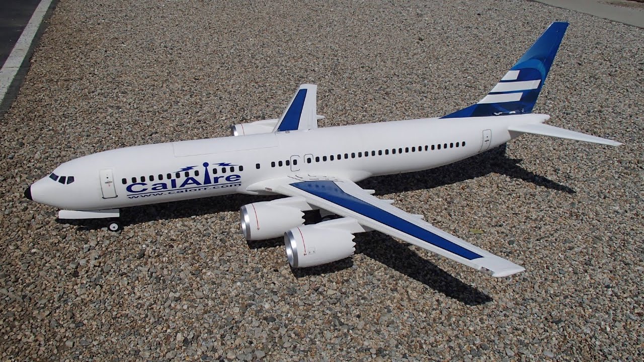 Freewing AL-37 Four-Motor BEAST by Cal Orr: ZOOM-ZOOM!! - YouTube